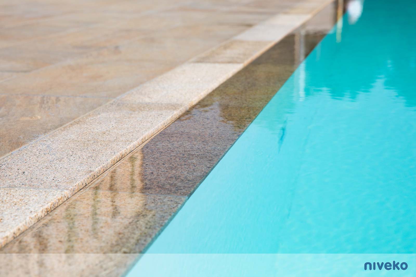 NIVEKO monopools zwembaden - Aqua Solar